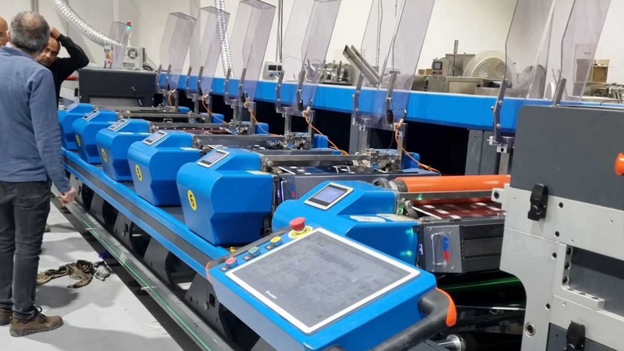 FlexiPack Packaging installs Hontec FlexiCon460-7C | Labels & Labeling