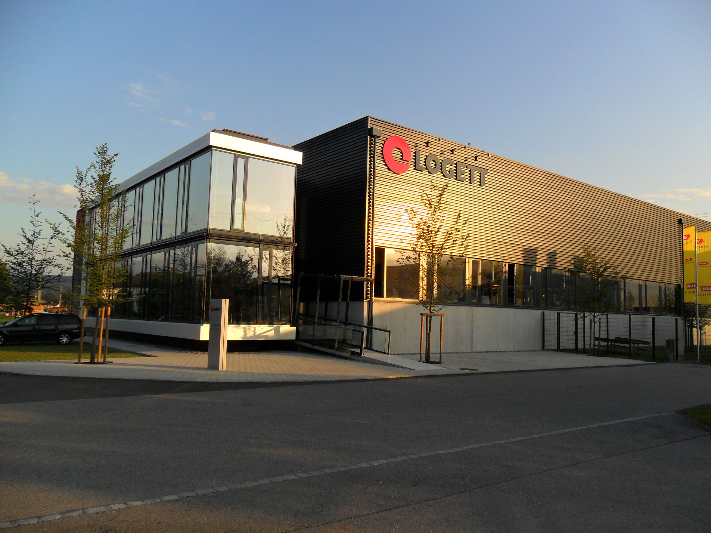Logett adds digital with Xeikon | Labels & Labeling