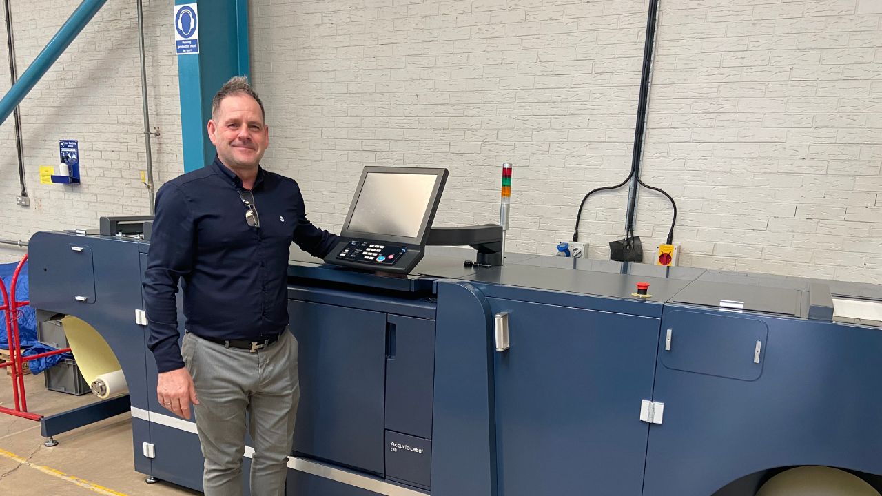 Vista Labels installs Konica Minolta AccurioLabel 230 | Labels & Labeling