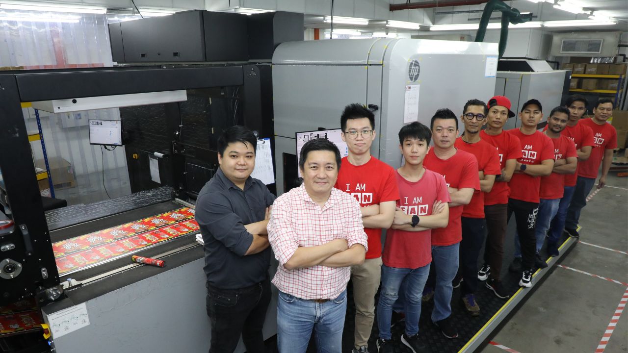 EAN Label embraces digital | Labels & Labeling