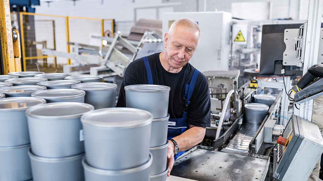 hubergroup launches NewV set UEL 5000 ink | Labels & Labeling