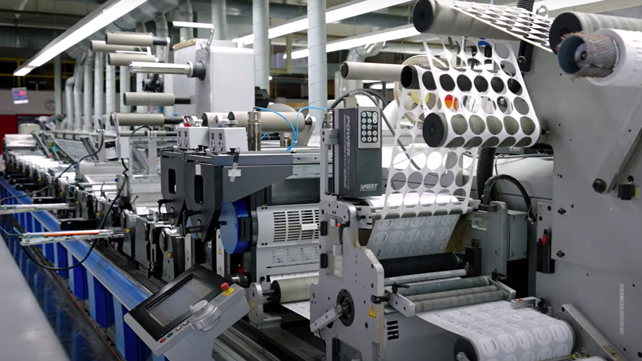 All4Labels Hamburg automates platemaking | Labels & Labeling