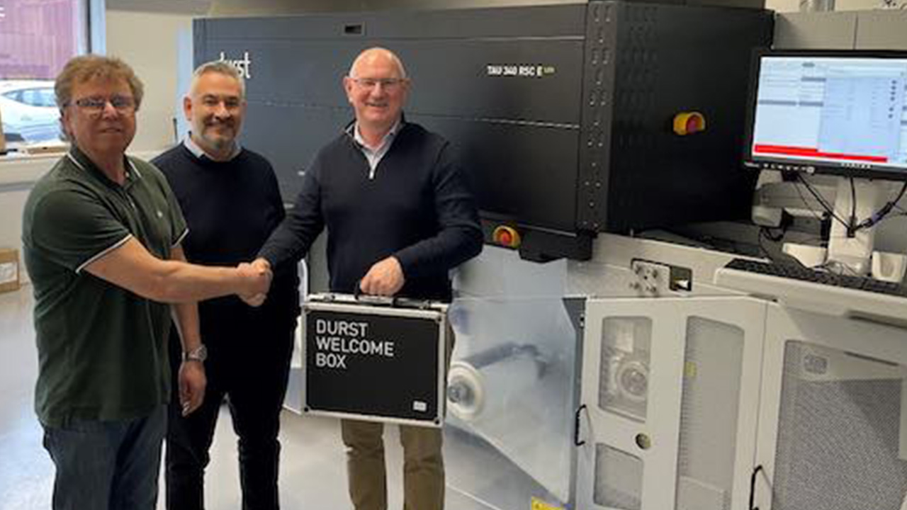 Label Express invests in Durst Tau 340 RSC-E LED press | Labels & Labeling
