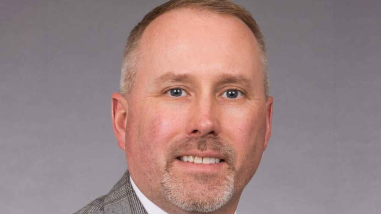 Hönle Group appoints Corey Farrell to lead sheet-fed sales in the US ...