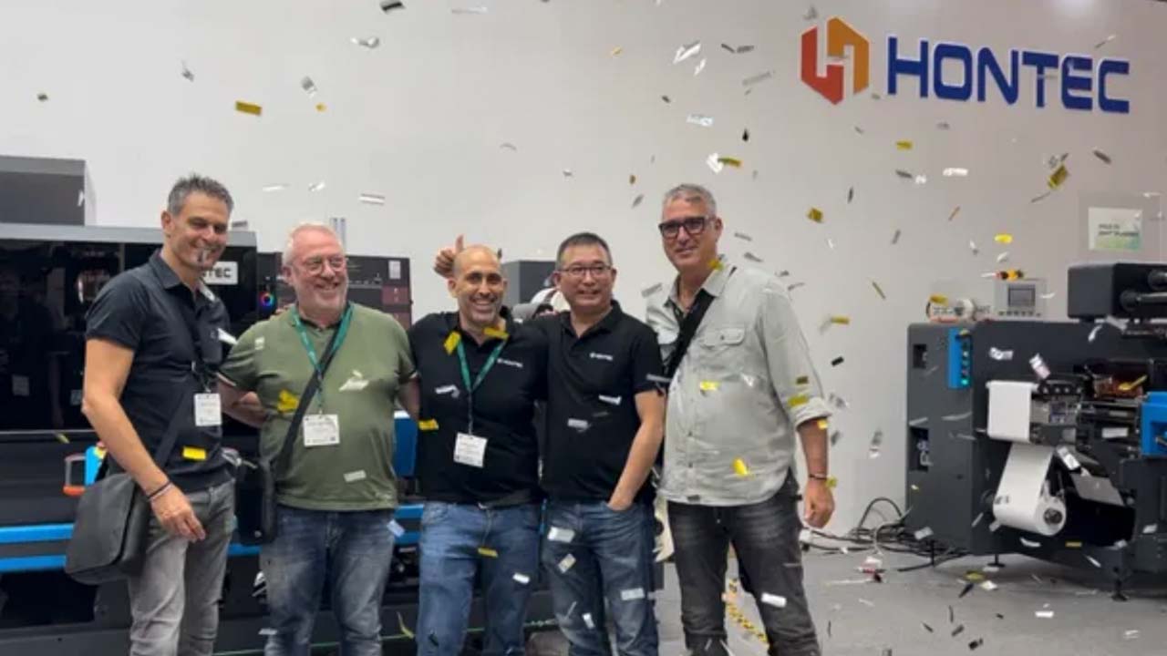 Hontec sells 20 machines at Labelexpo Europe 2025 | Labels & Labeling