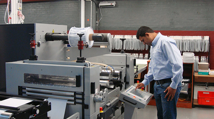 Leading by example | Labels & Labeling