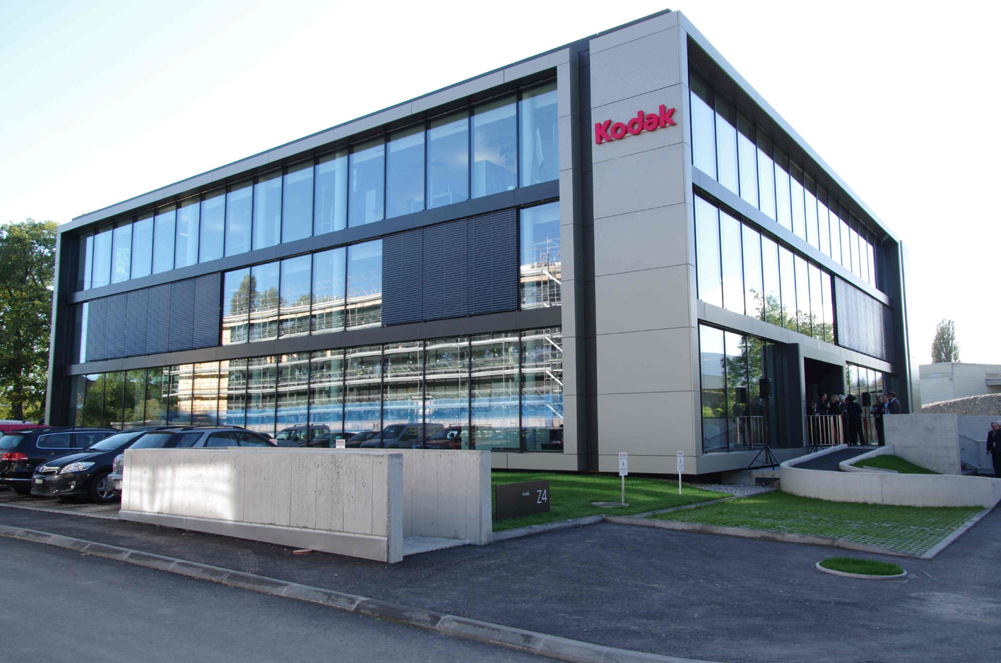 Kodak opens new European headquarters | Labels & Labeling