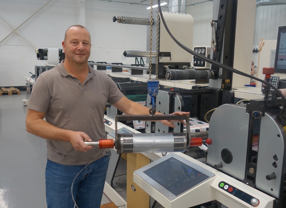 Aztec Label chooses AccuStrike | Labels & Labeling