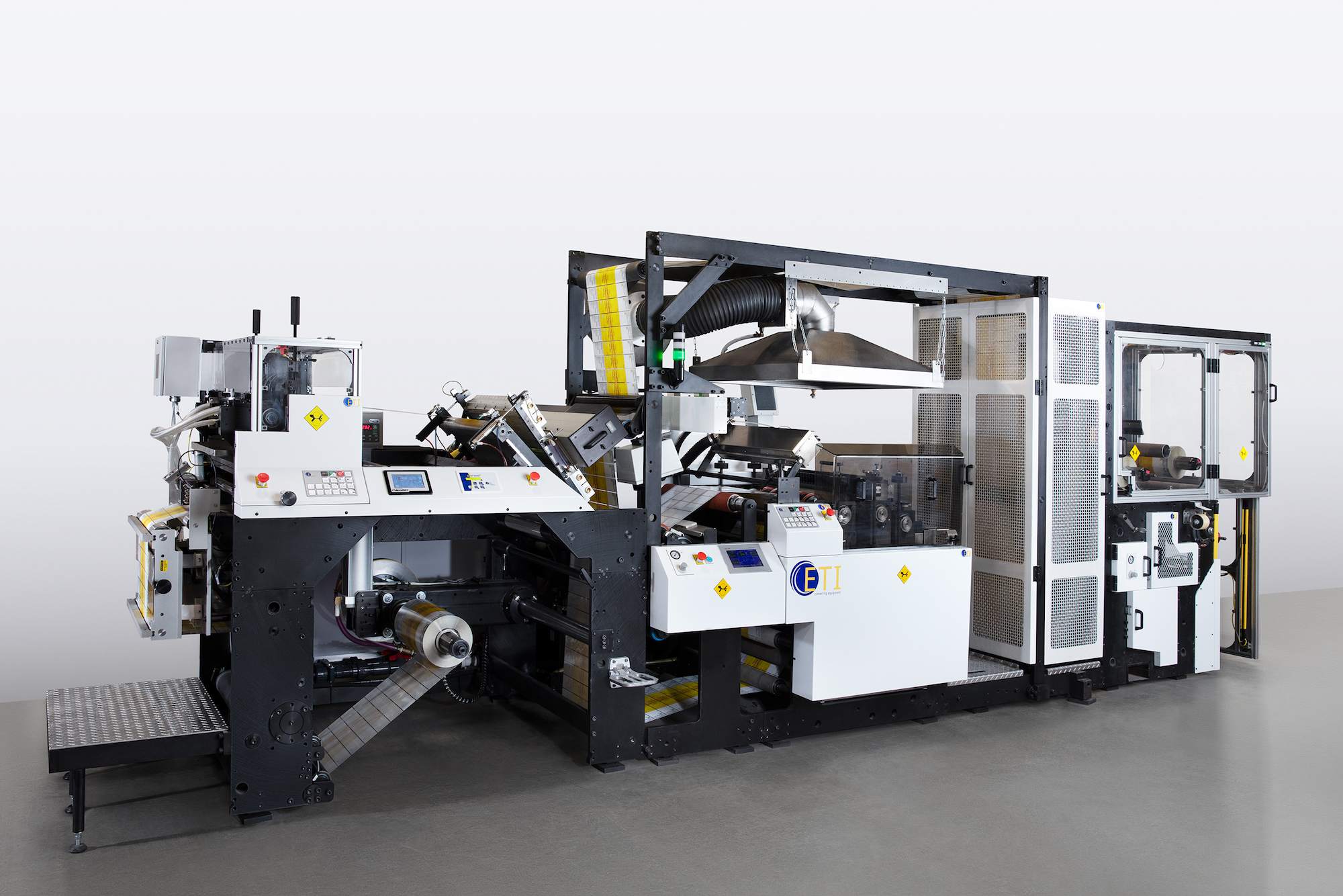 Hub Labels installs ETI Cohesio Linerless technology | Labels & Labeling