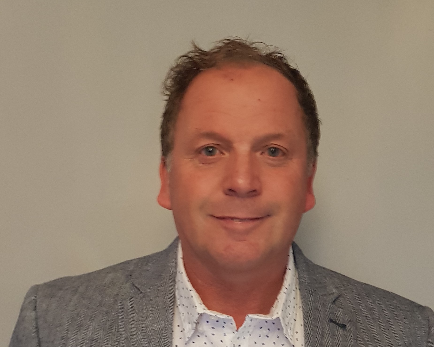 Makro Labelling expands service team | Labels & Labeling