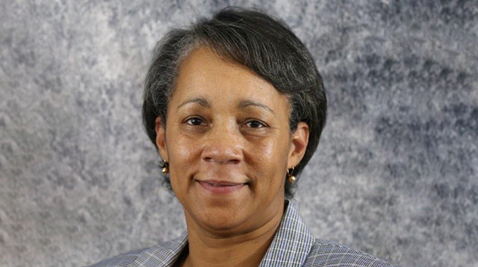 Dr Parris named Woman of the Year by MNYPIA | Labels & Labeling