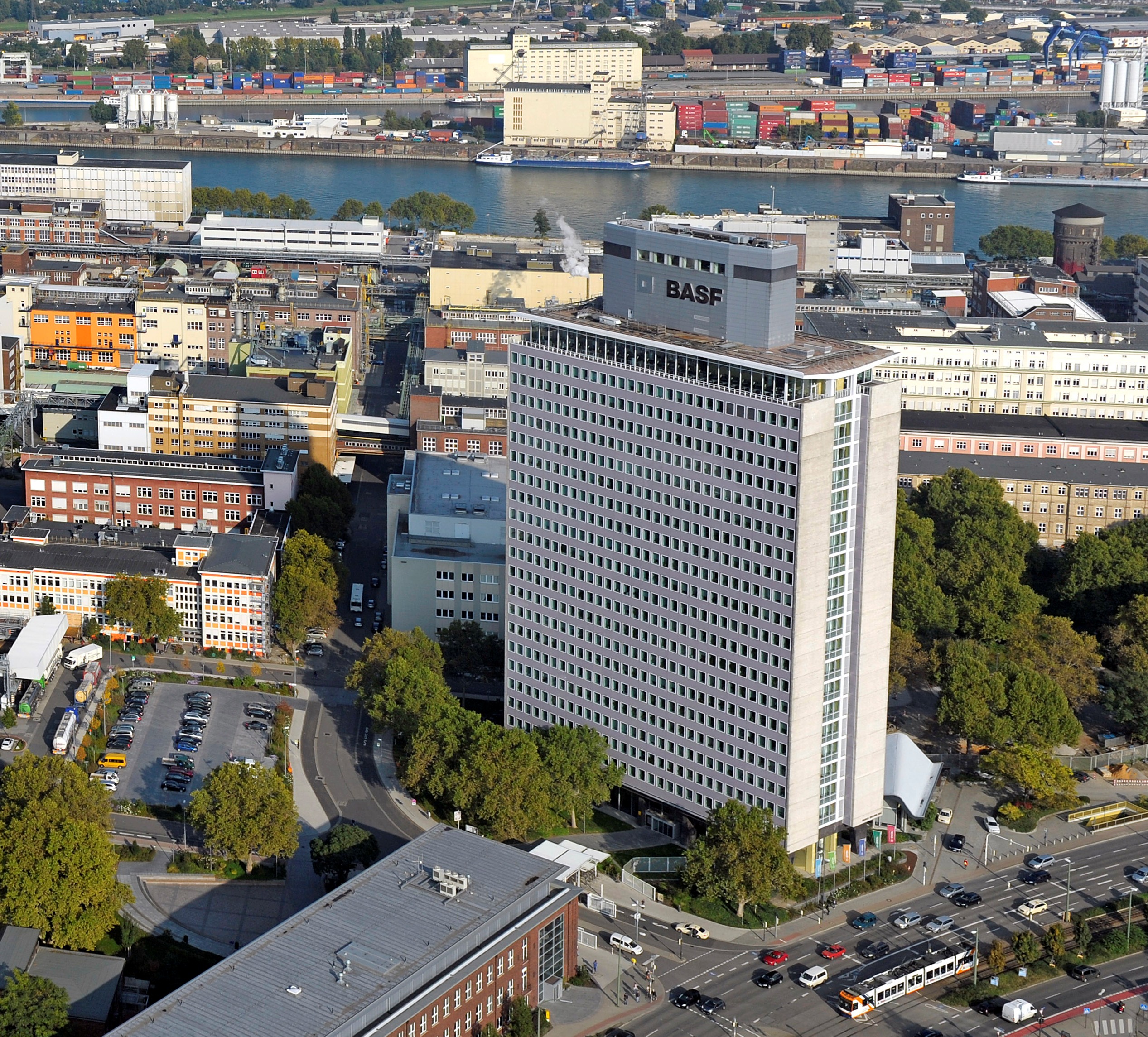 BASF expands center of competence for adhesive coatings | Labels & Labeling