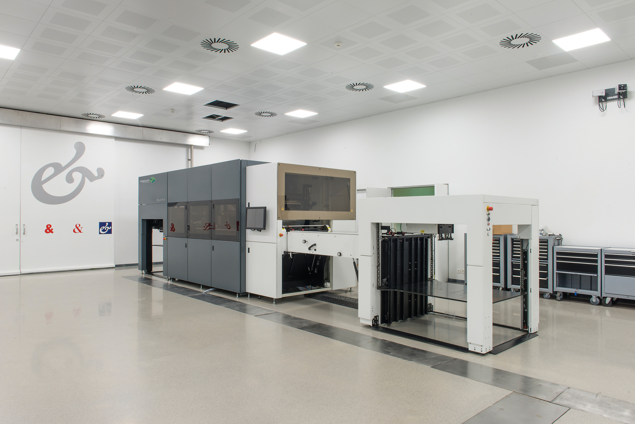 Staples installs Highcon Euclid to promote the system across Europe ...