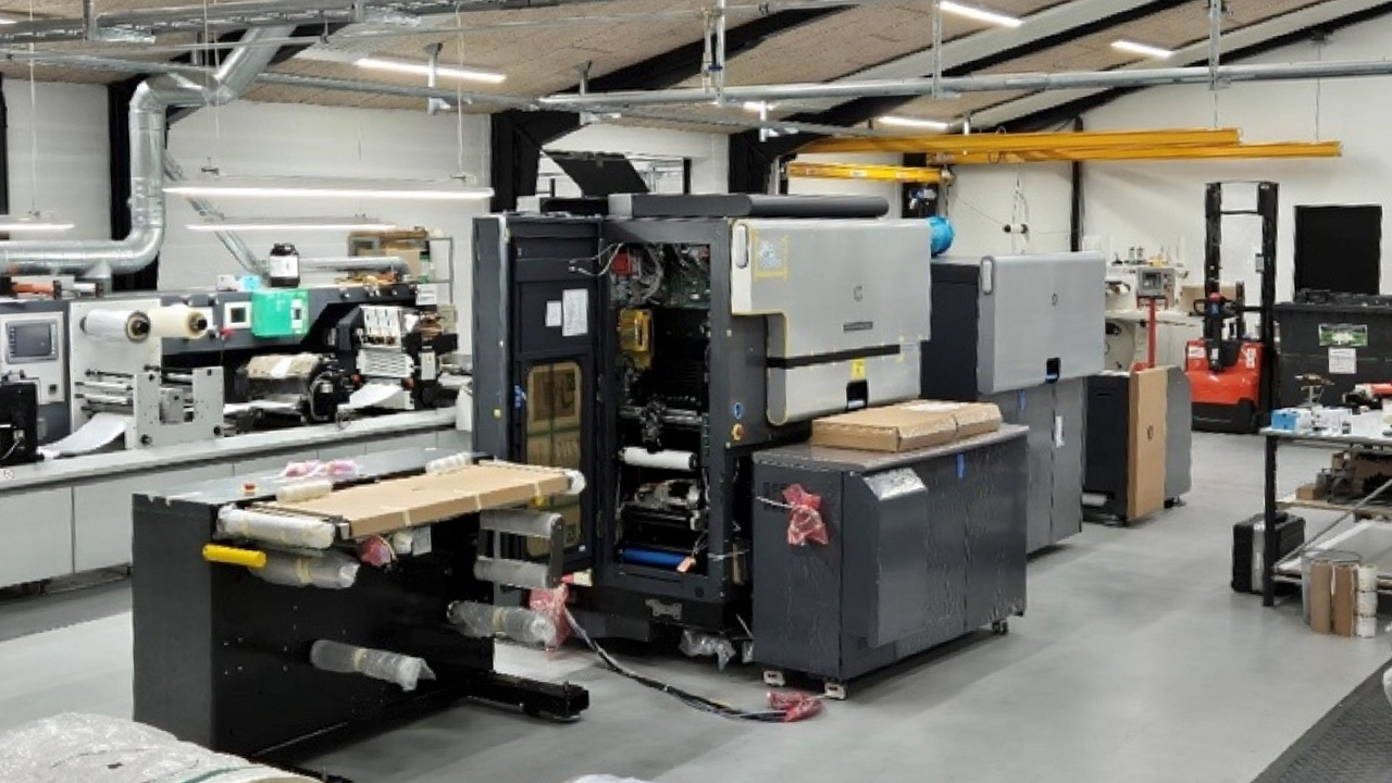 Logotex advances production with Anytron Any-Cut III | Labels & Labeling